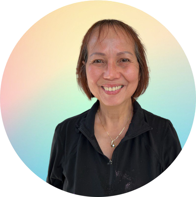 New World Nails Lounge & Spa